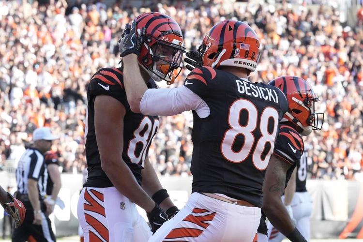 Gesicki's big day helps the Bengals get a sorely needed victory against ...