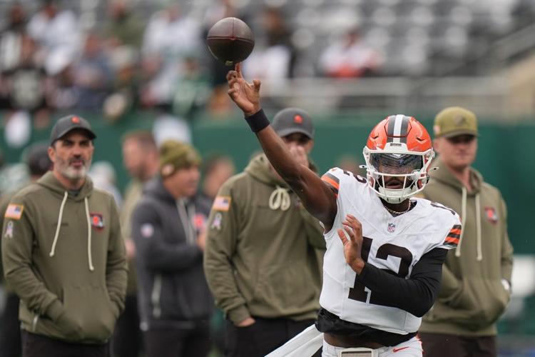Browns sticking with Dillon Gabriel over Shedeur Sanders at quarterback ...