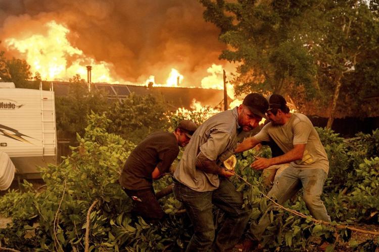 Wildfire devastates historic California gold mining town, homes burn in ...