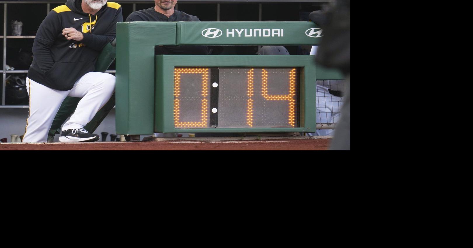 Man who fell from 21-foot Clemente Wall at PNC Park during Pirates game ...