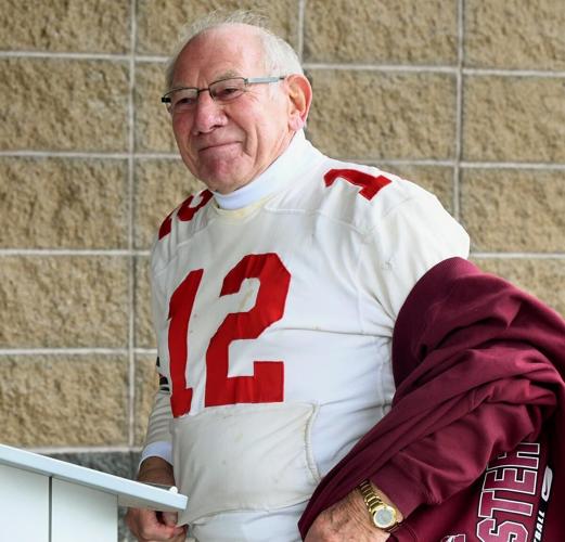 Hamilton honours legendary CFL quarterback Russ Jackson