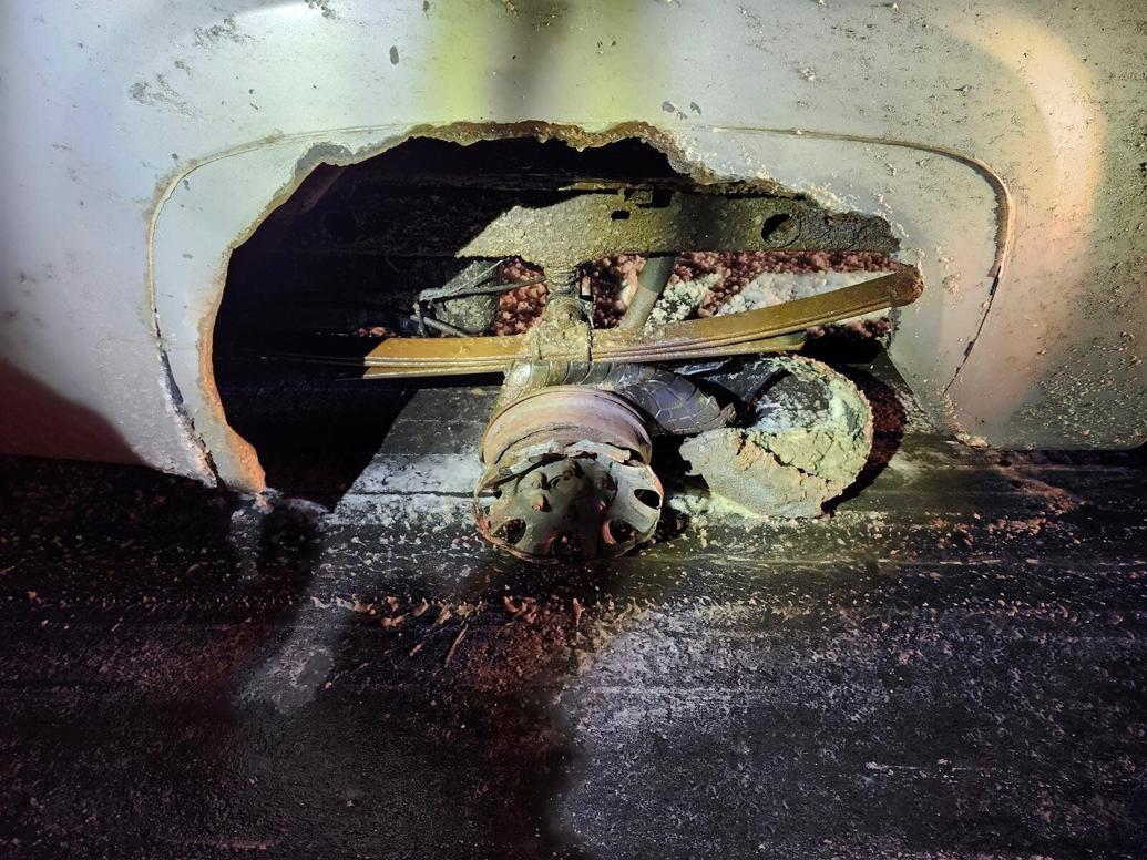 Hamilton man drunk driving pickup truck with three wheels