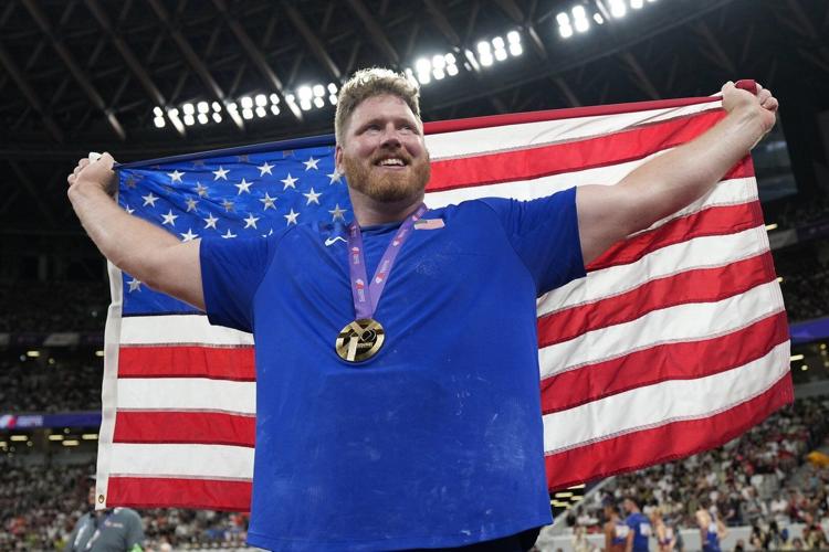 Ryan Crouser beats injury and wins his third world shot put title to go ...