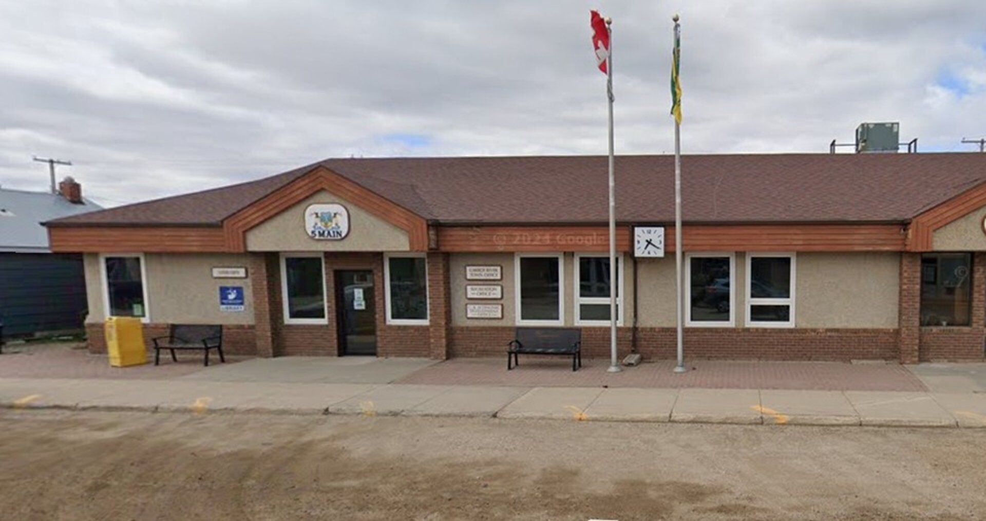 Two candidates seek Carrot River council seat in byelection
