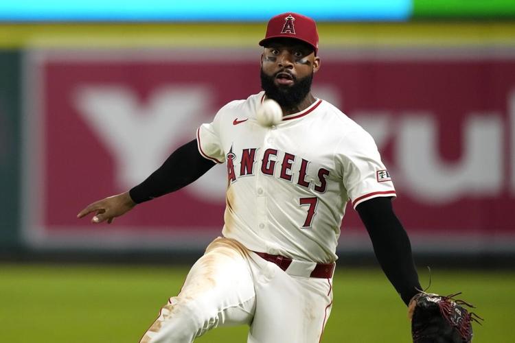 Robles, Rodríguez propel Mariners to 9-5 victory over Angels, spoiling ...