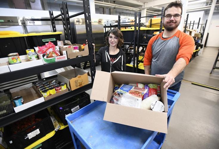 Demand spikes at Hamilton food banks in lead-up to Christmas