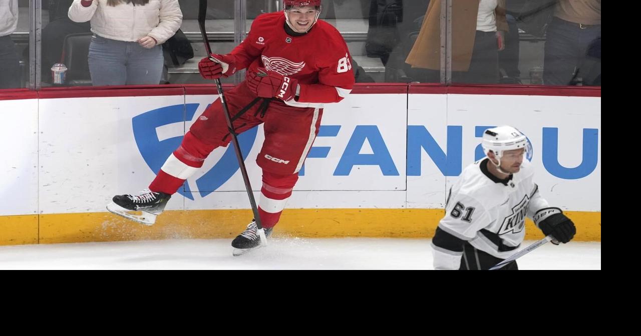 Kasper, Raymond help Red Wings beat Kings 5-2