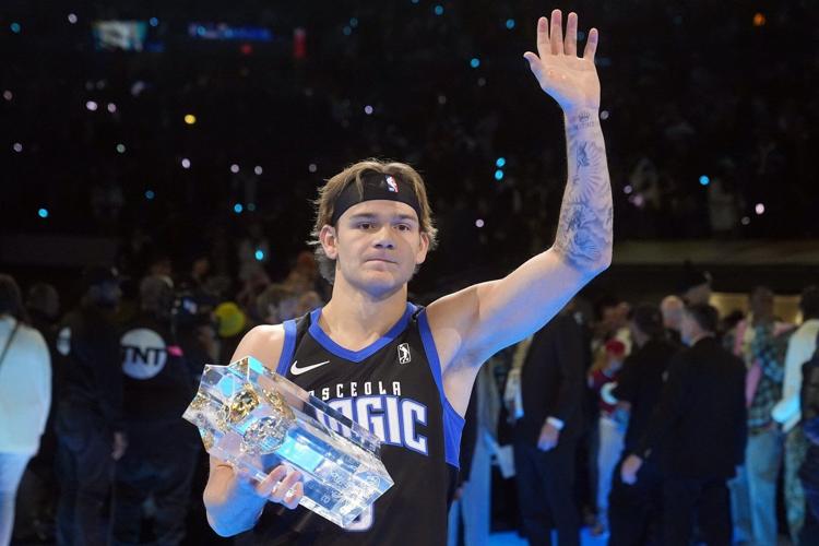 Mac McClung pulls off the first NBA dunk contest three-peat