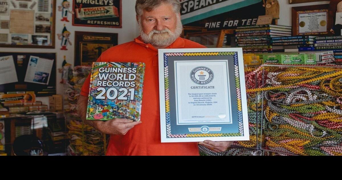 Hamilton Tiger-Cats fan undefeated world record-holder for longest gum ...