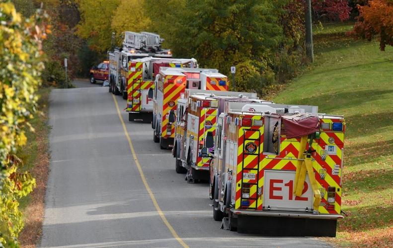 Firefighters rescue two people at Dundas Peak