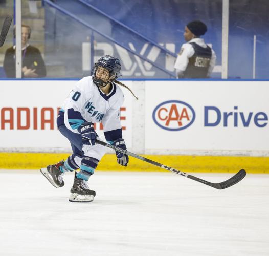 Hamilton hockey star shines in new women’s league