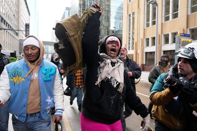 Photos show anti-ICE crowd chase off pro-ICE demonstrators from ...