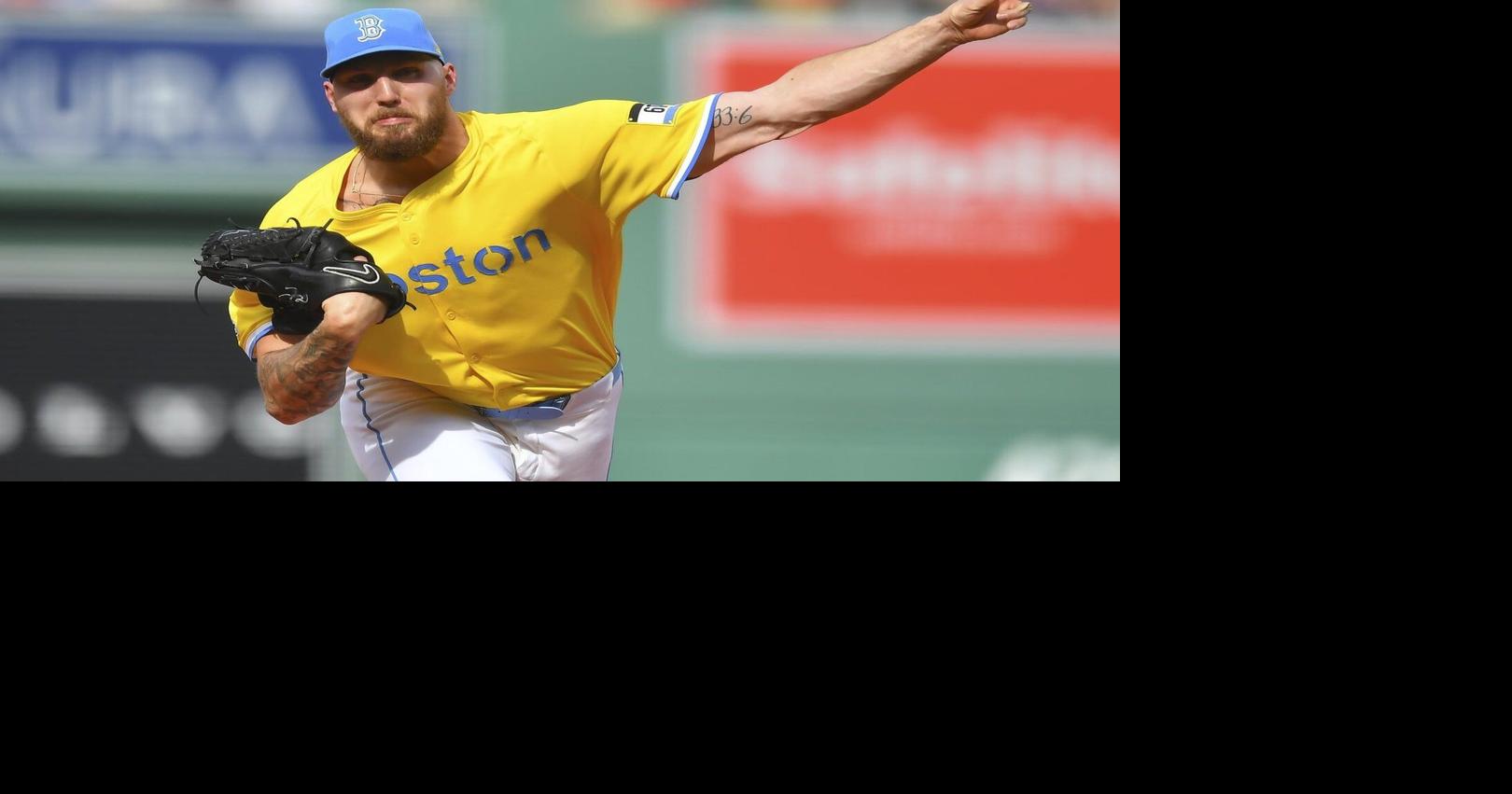 Casas hits a bases-loaded single off Green Monster in 10th to lift Red ...