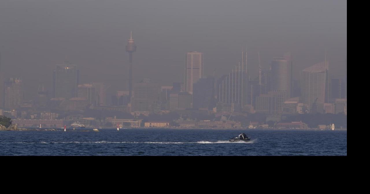Australian wildfire danger causes fire ban in Sydney and closes schools