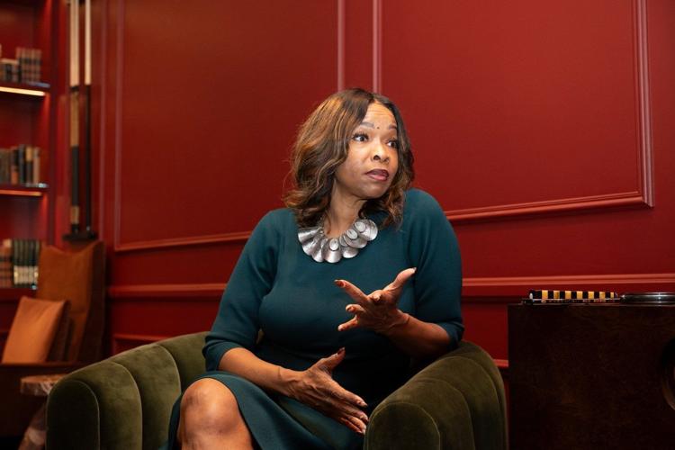 Oakland's new mayor Barbara Lee fights high crime and tells federal law ...
