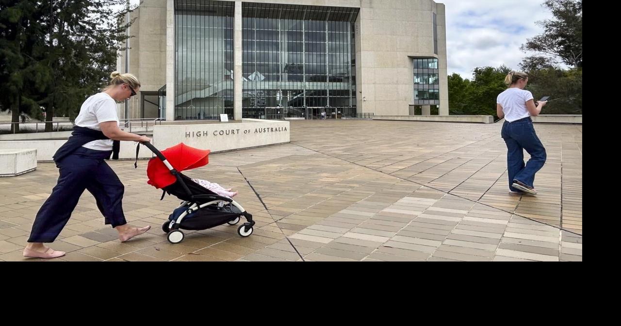 Chinese refugee challenges Australian law that imposes a curfew and ...