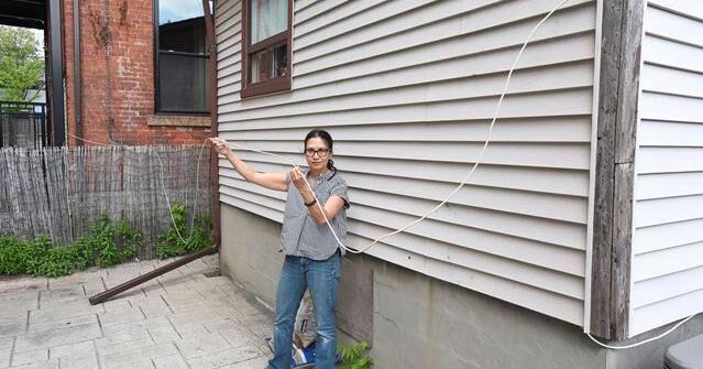 Landlord miffed at Cogeco's shoddy cable installation - leaving ...