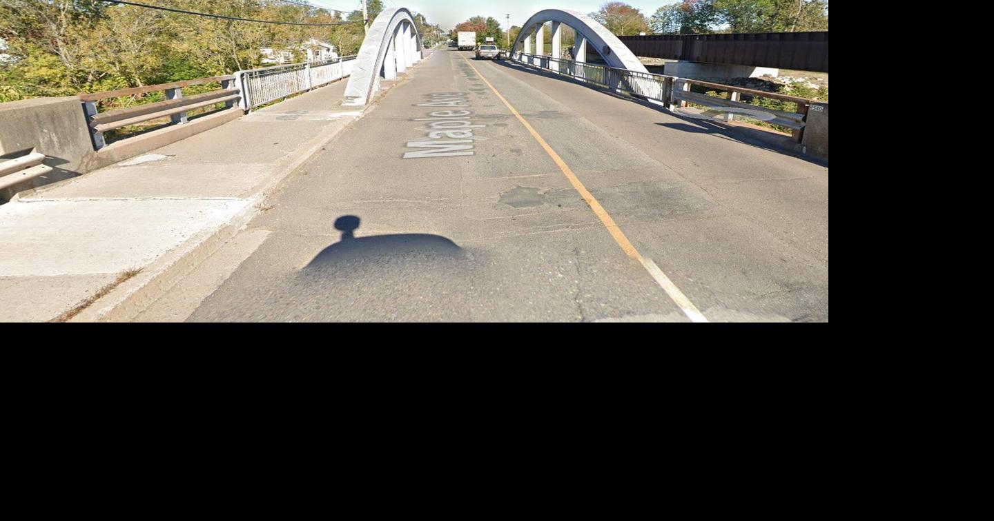 Province making fix after hole opens on sidewalk of Sussex bridge