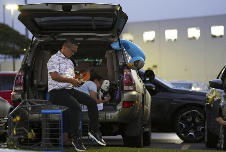 People had hours before the tsunami hit Hawaii. How they spent it ...