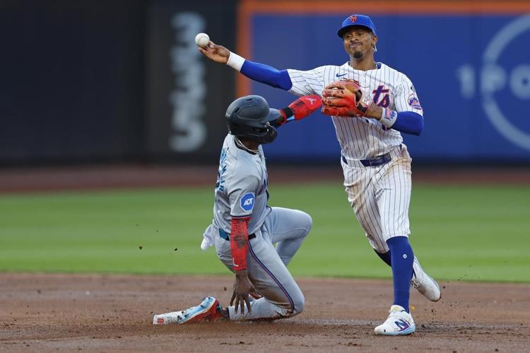 Mets hit 3 homers and Tyrone Taylor gets 4 hits in 10-4 win over sloppy ...