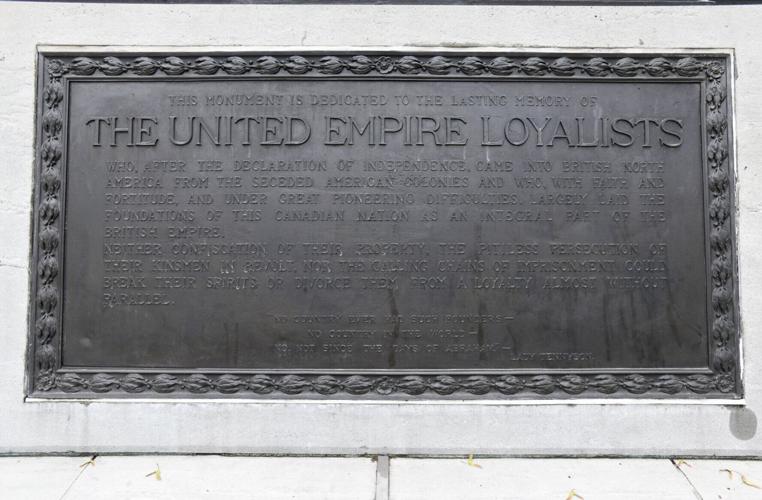 Loyalist group backs Indigenous signs, disputes city process