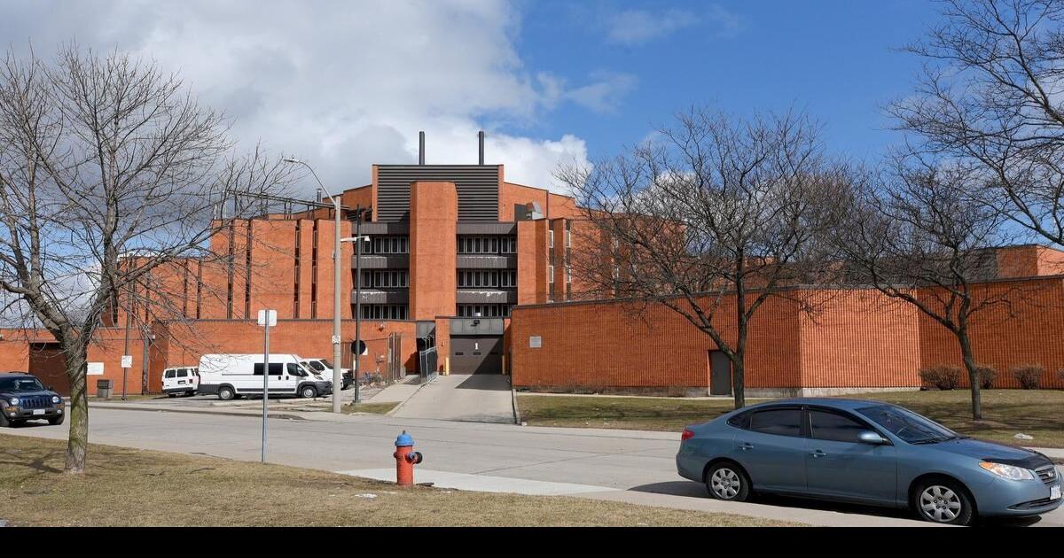 Some Hamilton correctional officers ‘mistakenly’ vaccinated