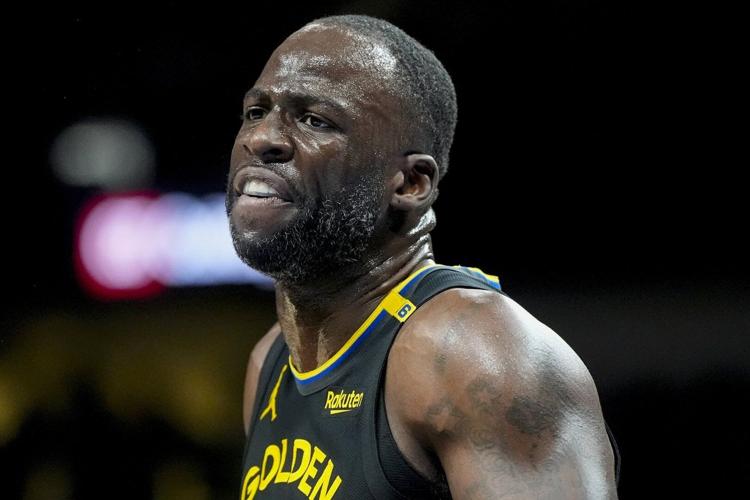 Trae Young, Georges Niang lead the Hawks past the Warriors 124-115