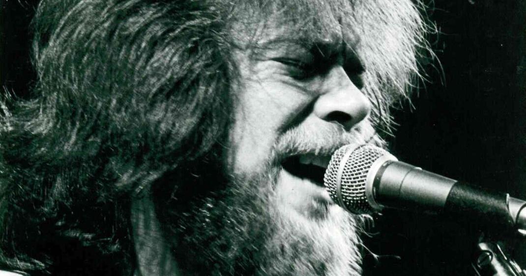 Hamilton-raised Jerry Doucette, known for hit ‘Mama Let Him Play,’ dies