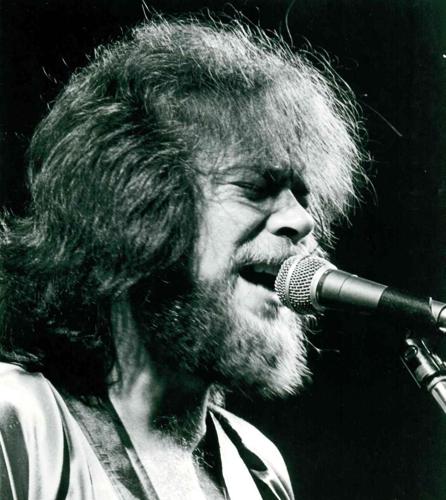 Hamilton-raised Jerry Doucette, known for hit ‘Mama Let Him Play,’ dies