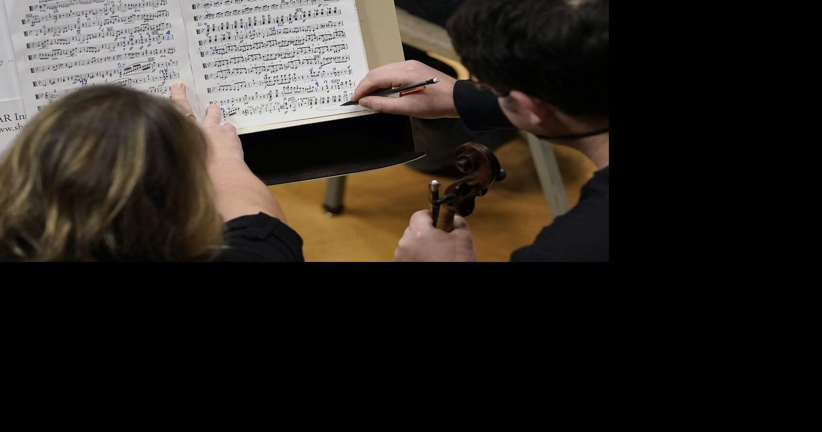 Vancouver Symphony Orchestra musicians on strike, concerts cancelled
