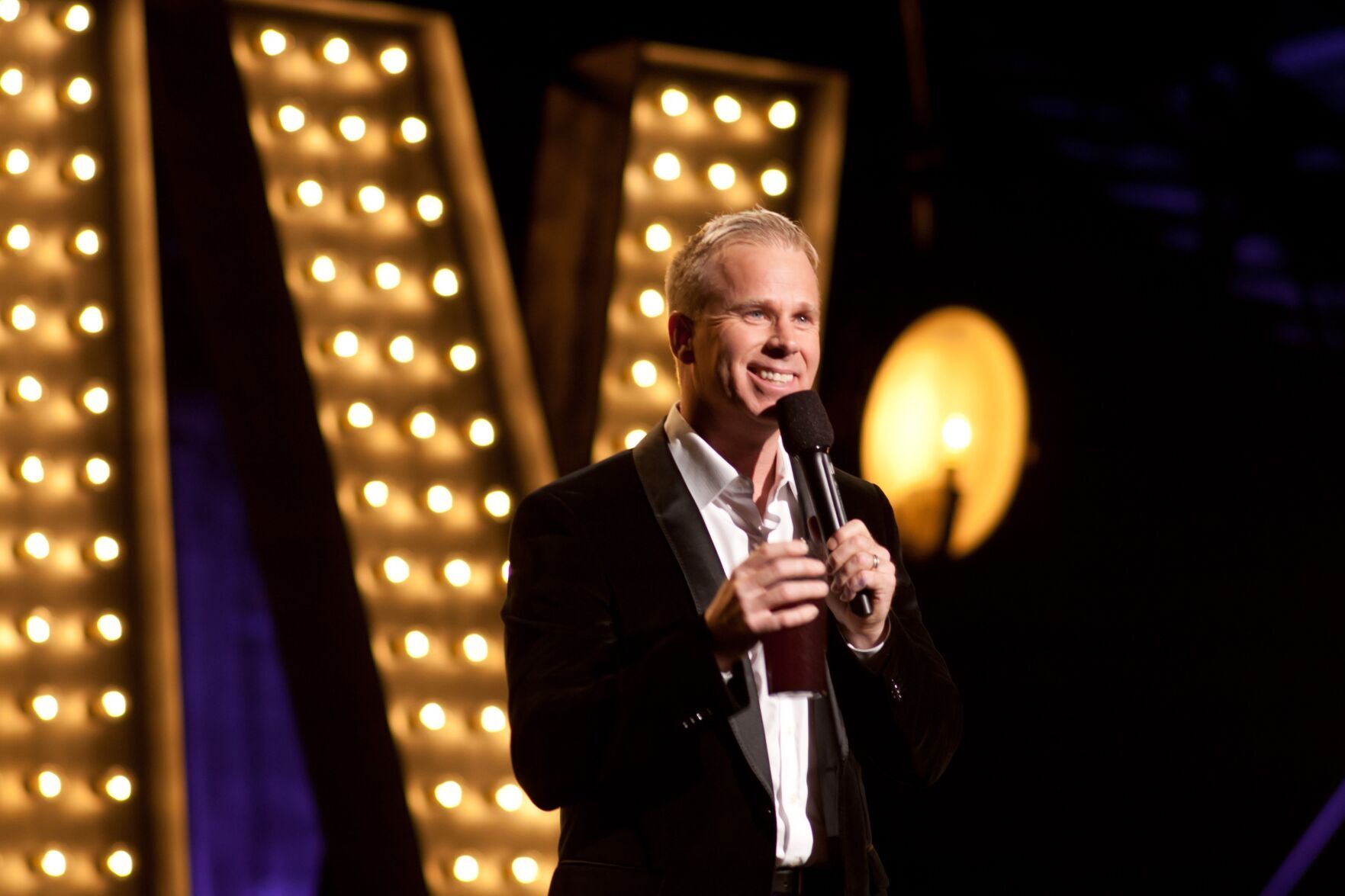 Stomp, Gerry Dee announce shows for Hamilton stage