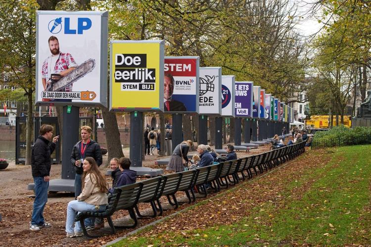 27 parties and 1,166 candidates crowd the ballot for the Dutch election