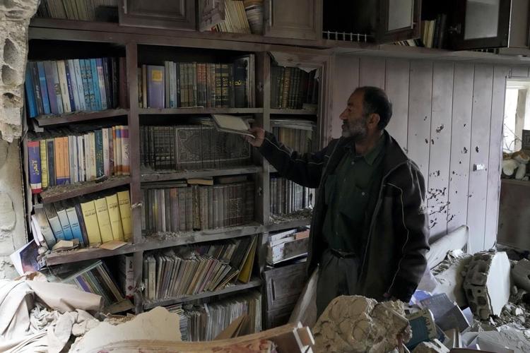 Day 2 of the Israel-Hezbollah ceasefire sees Israeli airstrike on ...