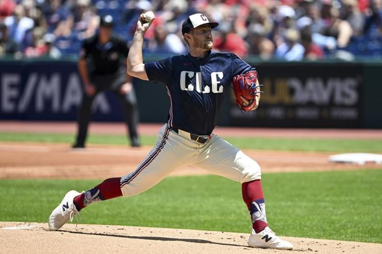 Kyle Isbel's RBI single in the 8th lifts the Royals past the Guardians 4-3