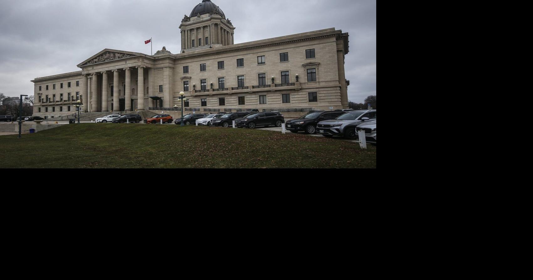 Manitoba Tories used legislature room for campaign: elections commissioner