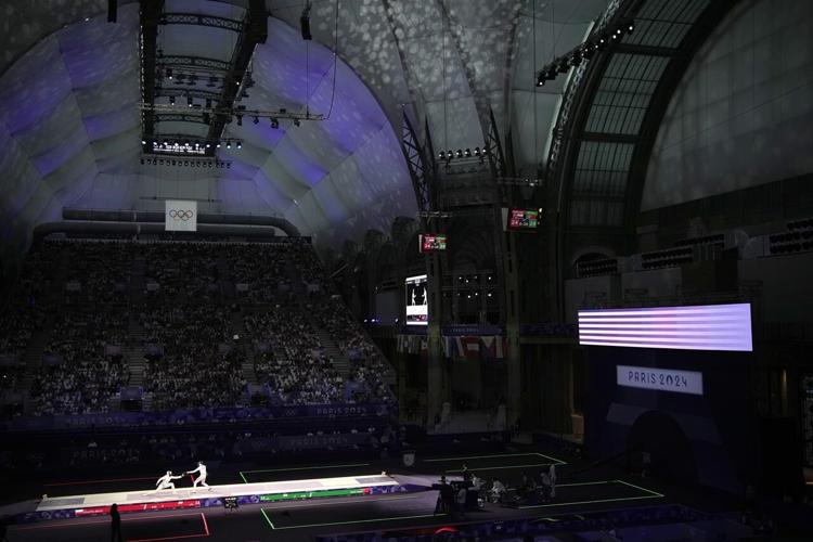 Italy wins gold in women's team epee fencing to disappoint a passionate ...