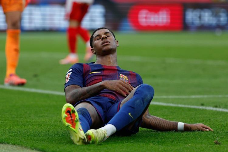 PSG scores seven and Barcelona hit six on a goal-filled night in the ...