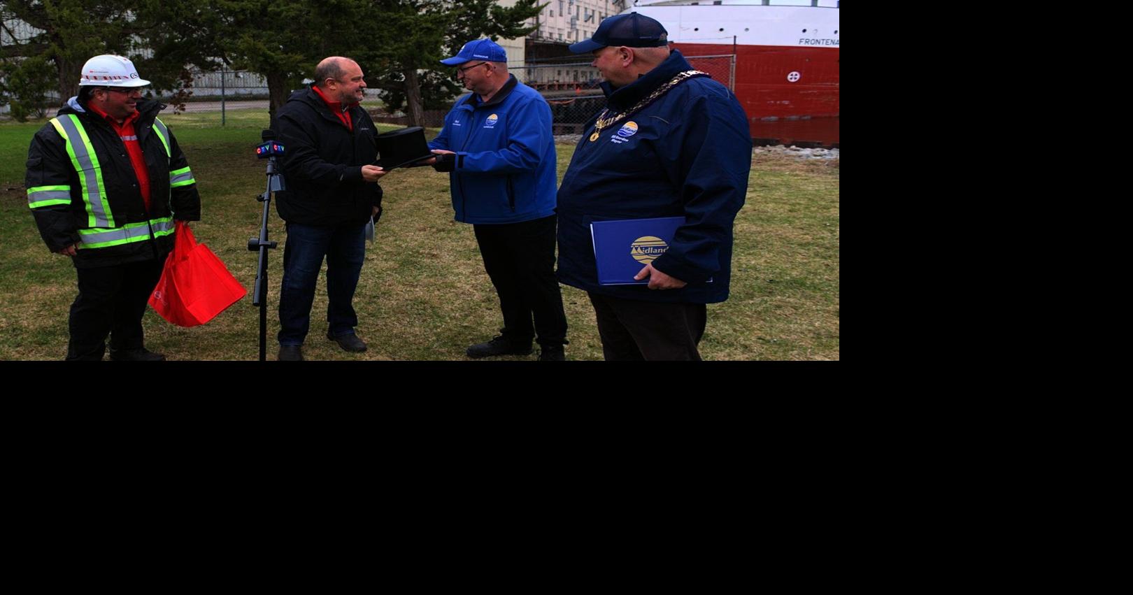 Frontenac captain gets top hat in 'impressive' Midland tradition