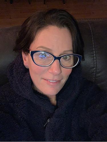 Widows of fallen officers offer support to Hong’s family