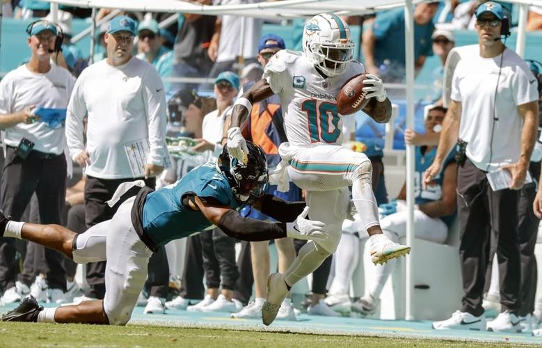 Dolphins coaches, players react to 'emotional' and 'triggering' footage of Tyreek Hill traffic stop