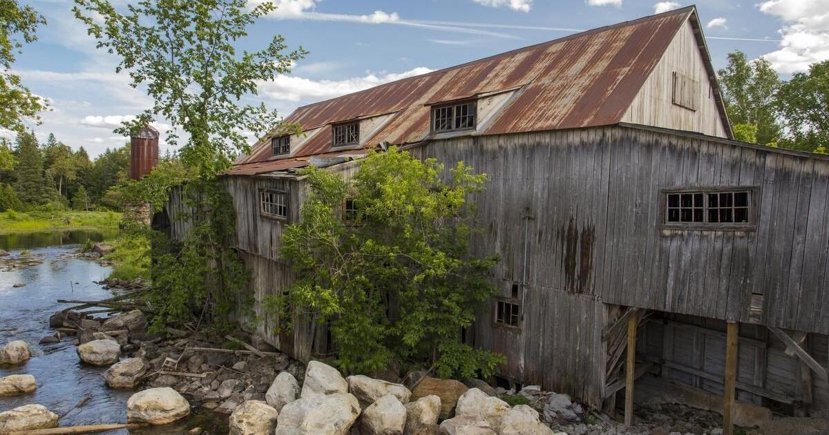 Five Ontario ghost towns to explore this Halloween weekend