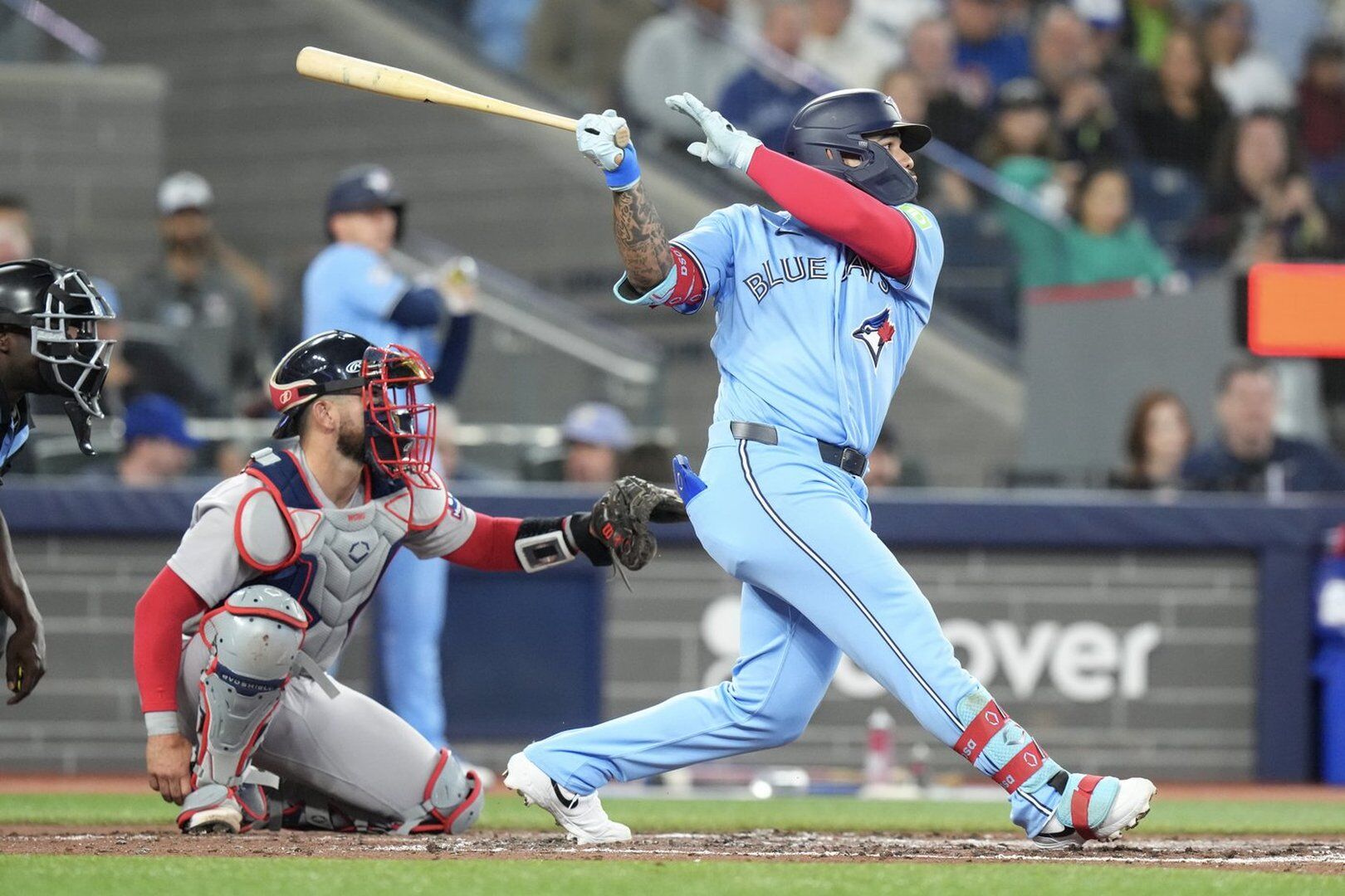 Clement and Valenzuela hit homers, Guerrero Jr. has three hits as Jays ...