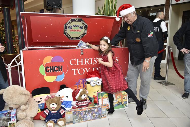 Celebrate the holidays with Santa at Eastgate Square