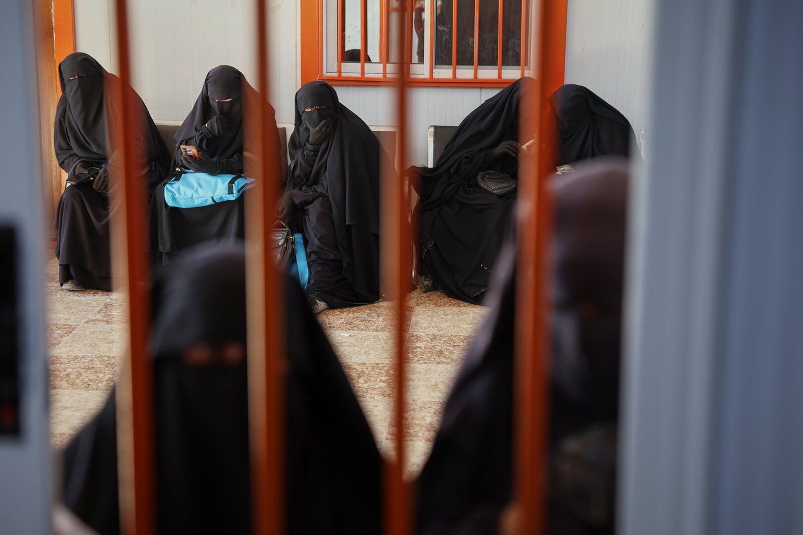 Basic services resume at Syrian camp housing IS families as government ...