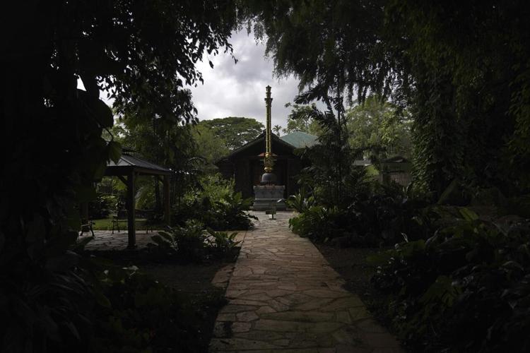 How a massive all-granite, hand-carved Hindu temple ended up on Hawaii ...