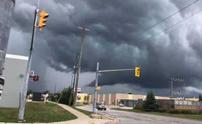 'Prepare to take shelter': Environment Canada puts Oakville and ...