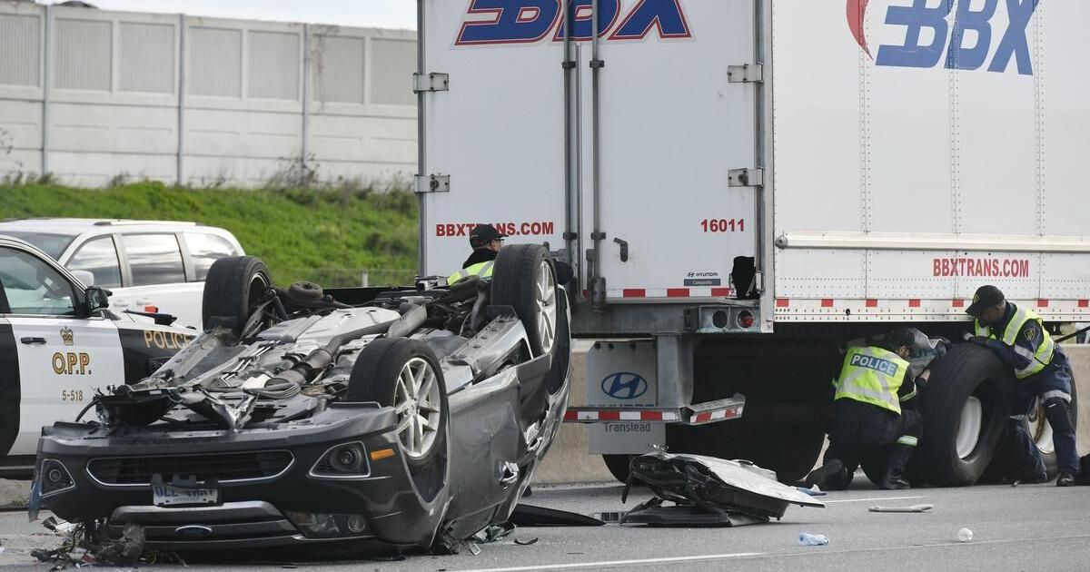Oakville man, 20, killed in QEW crash near Fruitland Road