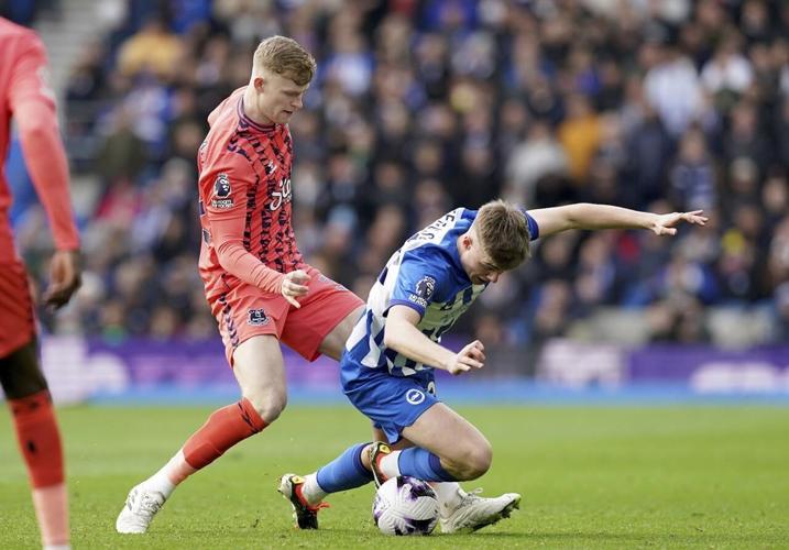 Dunk scores stoppage-time goal for Brighton in 1-1 draw with Everton