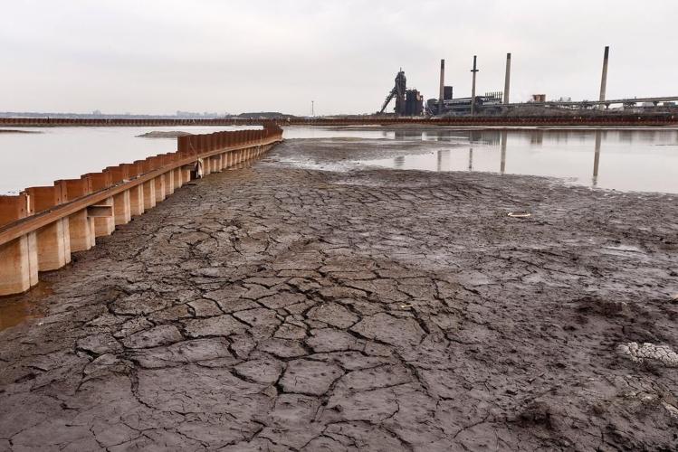 Toxic tomb: Hamilton harbour’s infamous Randle Reef will soon be ...