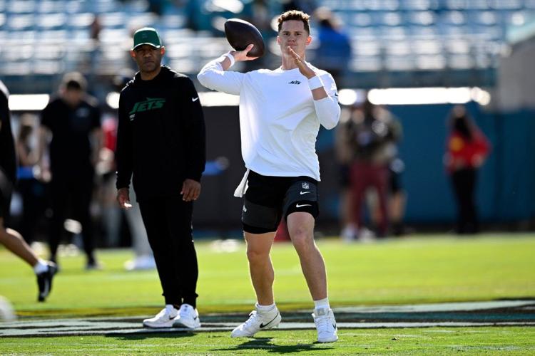 Brady Cook relishing sudden stint as Jets' starting QB that came from ...